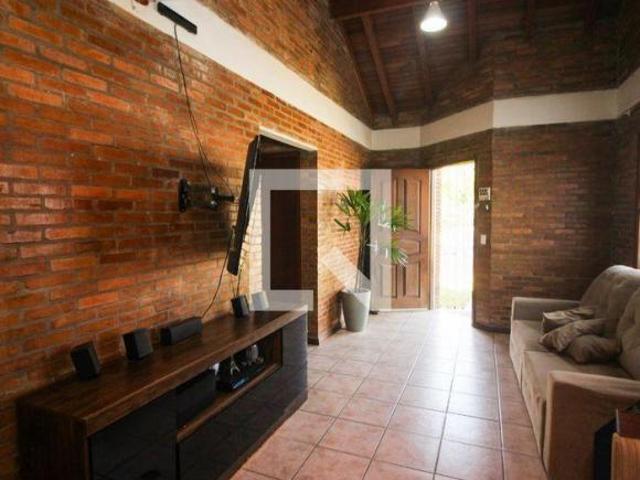 Casa à Venda Campo Novo, 6 Quartos, 300 m² Porto Alegre