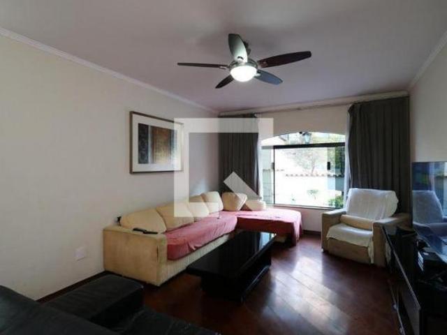 Casa à Venda Campestre, 3 Quartos, 266 m2