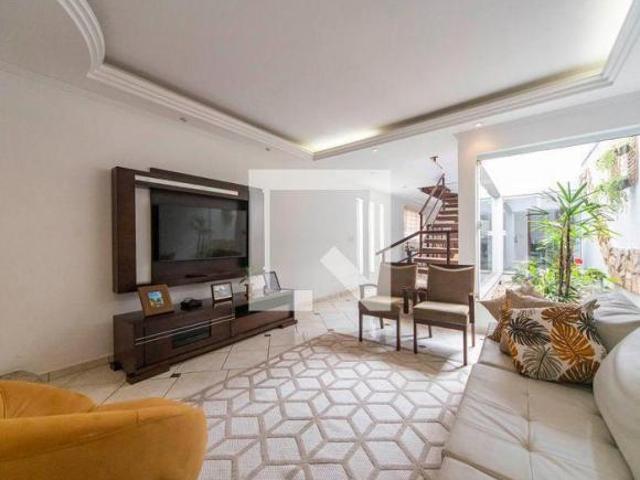 Casa à Venda Campestre, 4 Quartos, 322 m2