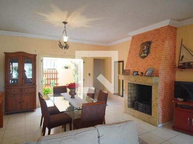 Casa à Venda Campina, 2 Quartos, 210 m² São Leopoldo