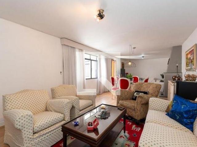 Casa à Venda Campina do Siqueira, 4 Quartos, 275 m² Curitiba