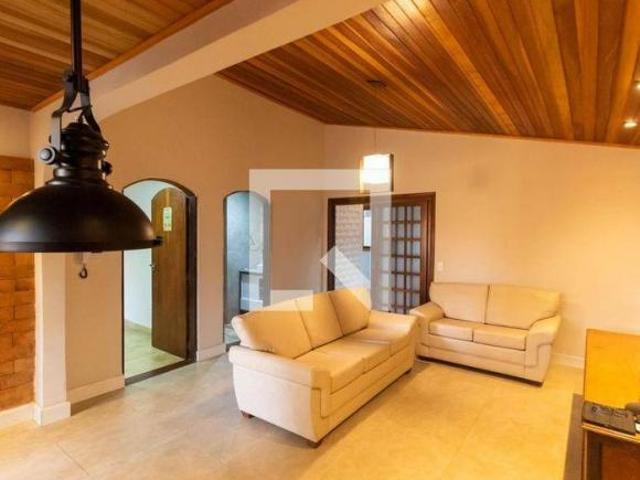 Casa à Venda Cangaíba, 3 Quartos, 250 m2