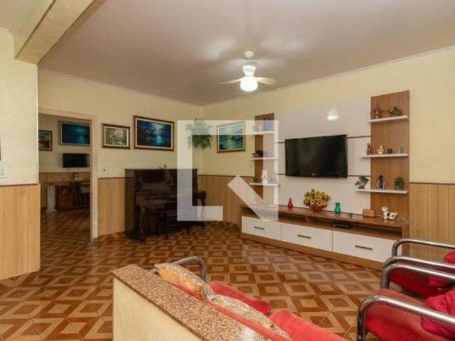 Casa à Venda Cangaíba, 3 Quartos, 272 m² São Paulo