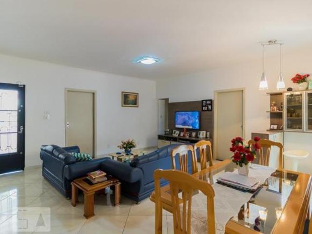 Casa à Venda Cangaíba, 3 Quartos, 203 m² São Paulo