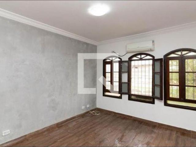 Casa à Venda Cangaíba, 3 Quartos, 210 m2