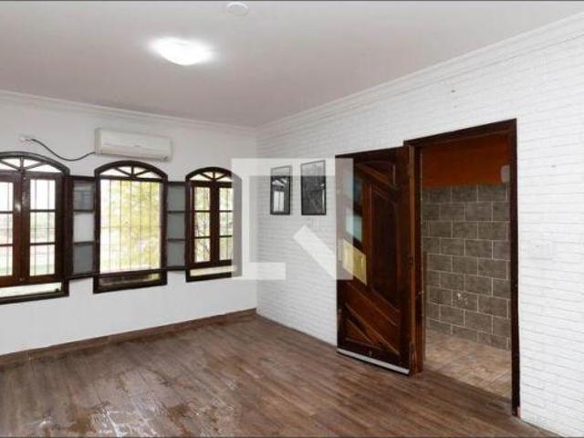Casa à Venda Cangaíba, 3 Quartos, 210 m² São Paulo