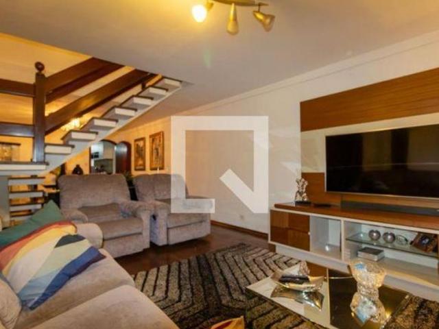 Casa à Venda Cangaíba, 3 Quartos, 300 m² São Paulo