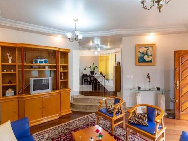Casa à Venda Cangaíba, 4 Quartos, 240 m2