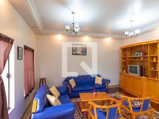 Casa à Venda Cangaíba, 4 Quartos, 240 m² São Paulo