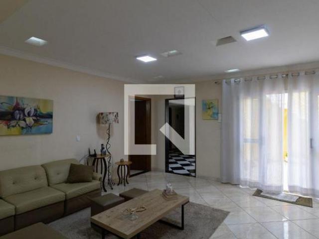 Casa à Venda Cangaíba, 4 Quartos, 250 m2
