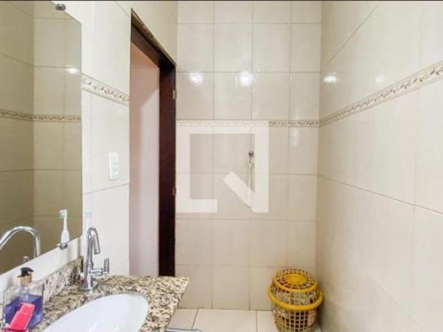 Casa à Venda Cangaíba, 5 Quartos, 220 m² São Paulo