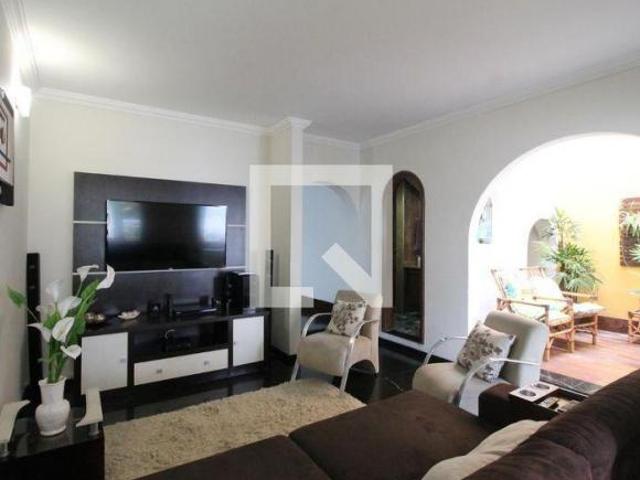 Casa à Venda Cangaíba, 6 Quartos, 400 m² São Paulo