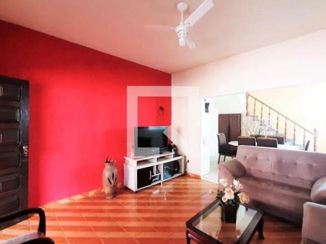 Casa à Venda Candelária, 4 Quartos, 260 m² Belo Horizonte