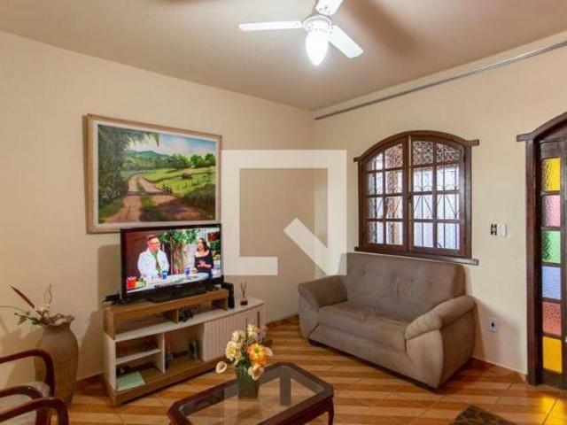Casa à Venda Candelária, 4 Quartos, 260 m² Belo Horizonte