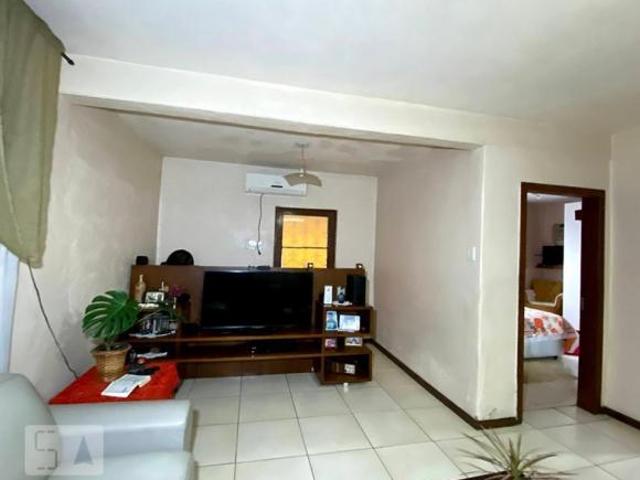 Casa à Venda Canudos, 5 Quartos, 450 m² Novo Hamburgo