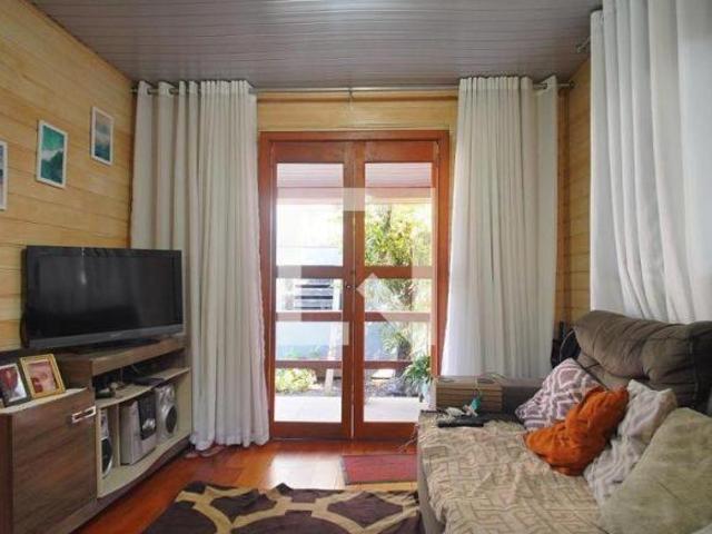 Casa à Venda Canudos, 2 Quartos, 65 m² Novo Hamburgo