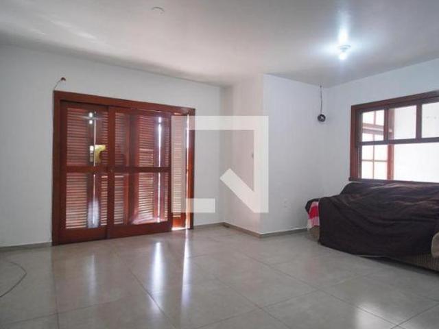 Casa à Venda Canudos, 3 Quartos, 226 m² Novo Hamburgo