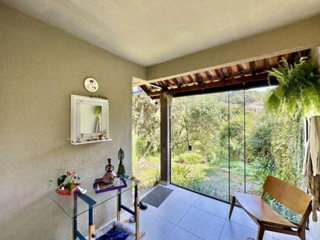 Casa à venda Carapicuíba 466 m² com 3 dormitórios e 2 vagas