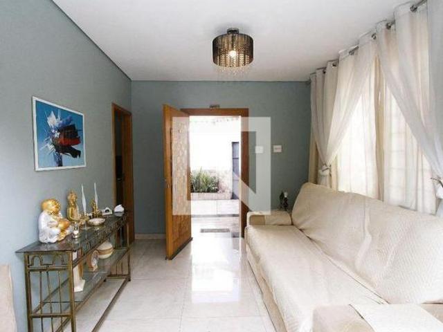 Casa à Venda Carlos Prates, 3 Quartos, 200 m² Belo Horizonte