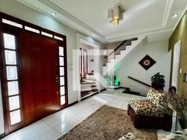 Casa à Venda Carlos Prates, 3 Quartos, 268 m² Belo Horizonte
