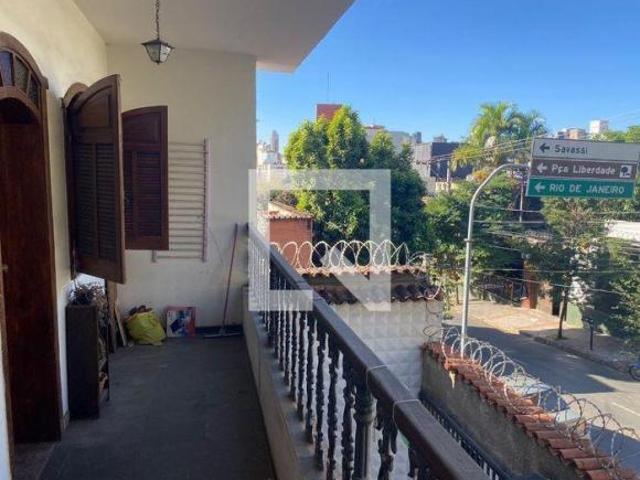 Casa à Venda Carmo Sion, 6 Quartos, 200 m² Belo Horizonte