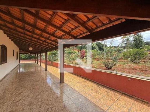 Casa à Venda Casa Branca, 3 Quartos, 300 m² Brumadinho