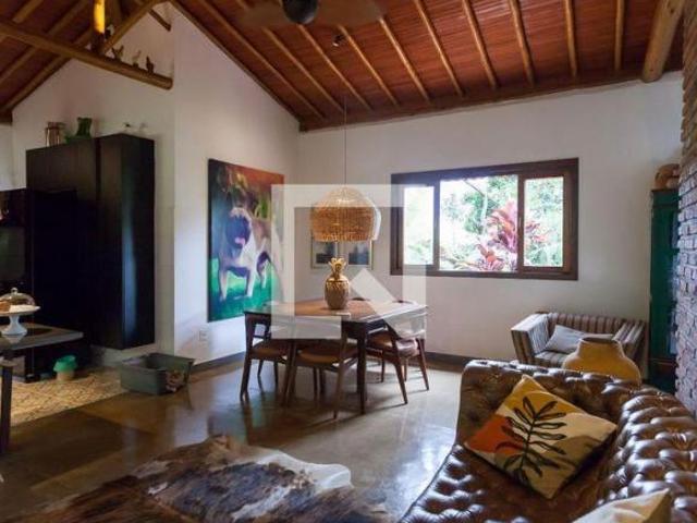 Casa à Venda Casa Branca, 3 Quartos, 315 m² Brumadinho