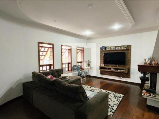 Casa à Venda Castanho, 3 Quartos, 330 m² Jundiaí
