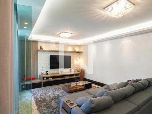 Casa à Venda Castelo, 5 Quartos, 268 m² Belo Horizonte