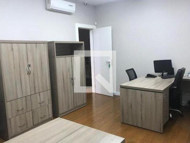 Casa à Venda Castelo, 1 Quarto, 550 m² Belo Horizonte