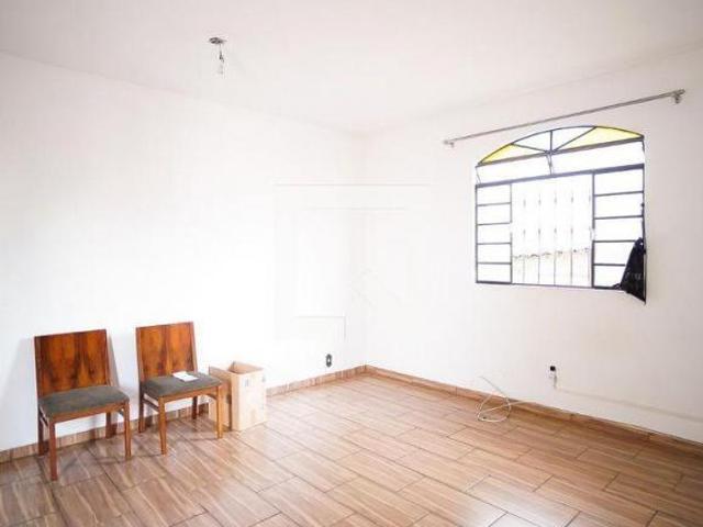 Casa à Venda Céu Azul, 4 Quartos, 200 m² Belo Horizonte