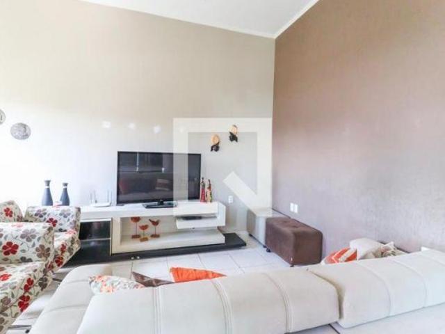 Casa à Venda CECAP, 3 Quartos, 180 m² Jundiaí