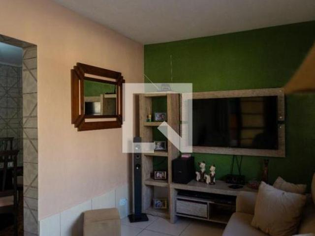 Casa à Venda Cel. Aparício Gomes, 2 Quartos, 140 m² Porto Alegre