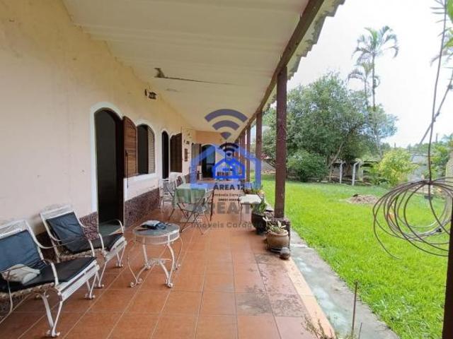 Casa à venda Centro de Caraguatatuba, SP