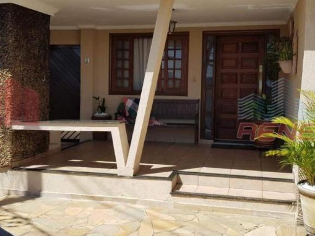 CASA A VENDA CENTRO DE VINHEDO