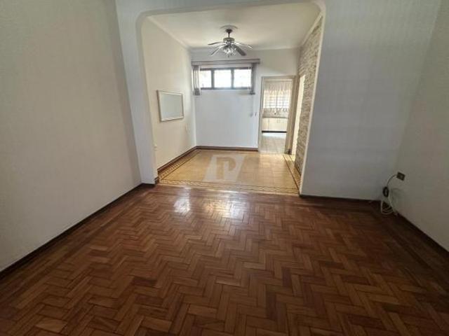 Casa a Venda Centro