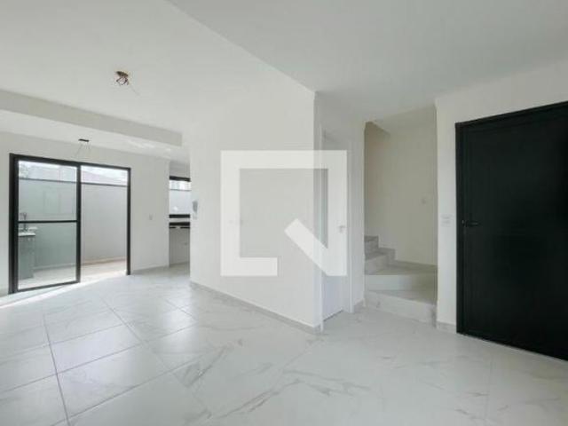 Casa à Venda Centro, 2 Quartos, 68 m2