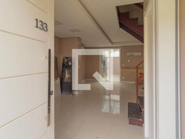 Casa à Venda Centro, 2 Quartos, 80 m² Canoas