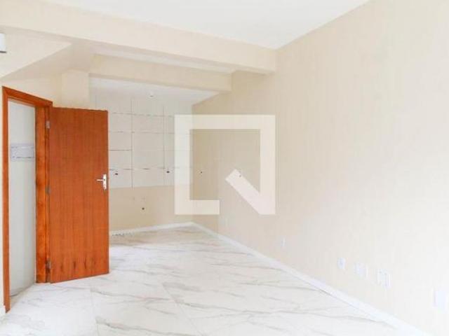 Casa à Venda Centro, 2 Quartos, 89 m² Canoas