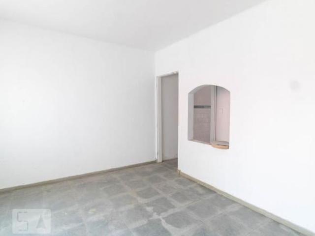 Casa à Venda Centro, 2 Quartos, 95 m2
