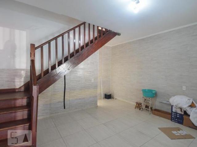 Casa à Venda Centro, 2 Quartos, 100 m2