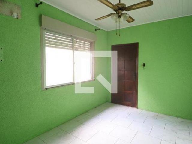 Casa à Venda Centro, 2 Quartos, 101 m² Canoas