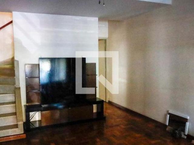 Casa à Venda Centro, 2 Quartos, 117 m2