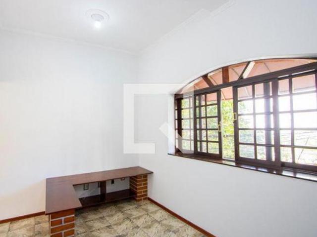 Casa à Venda Centro, 2 Quartos, 118 m2