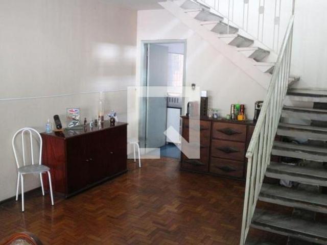 Casa à Venda Centro, 2 Quartos, 125 m2