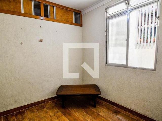 Casa à Venda Centro, 2 Quartos, 130 m2