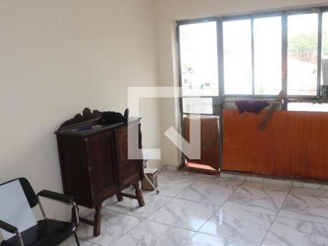 Casa à Venda Centro, 2 Quartos, 180 m2
