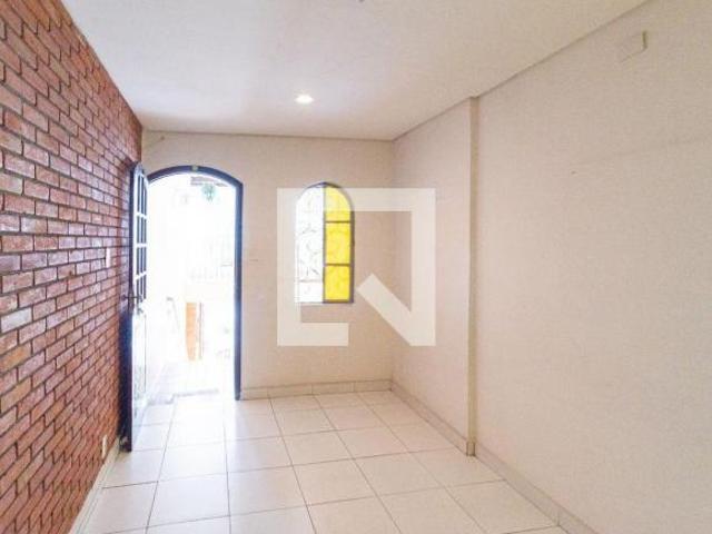 Casa à Venda Centro, 3 Quartos, 130 m2