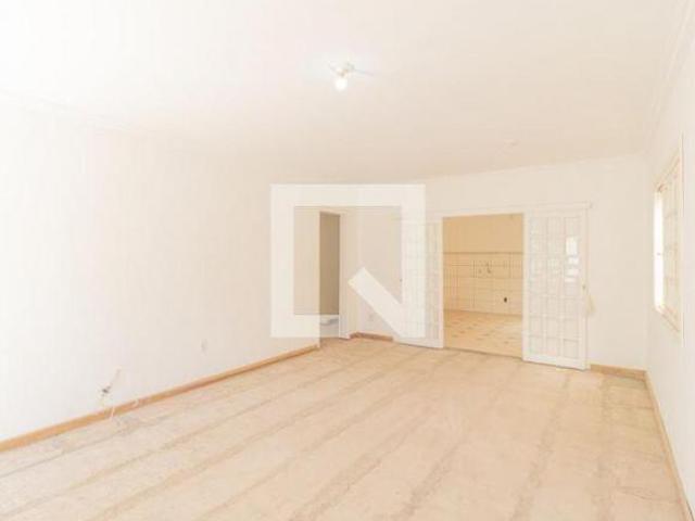 Casa à Venda Centro, 3 Quartos, 130 m² Canoas