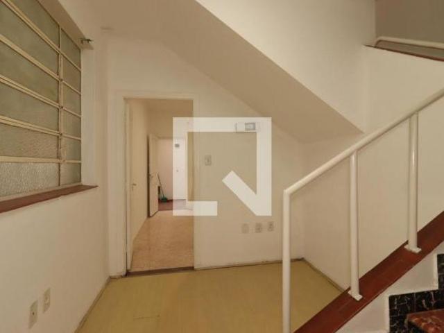 Casa à Venda Centro, 3 Quartos, 133 m2
